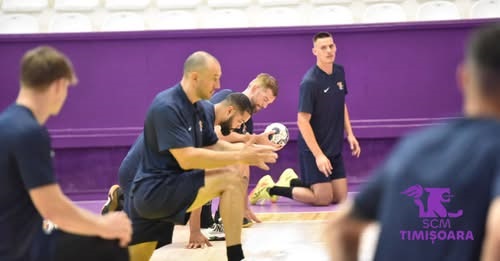 Program definitivat pe semicerc